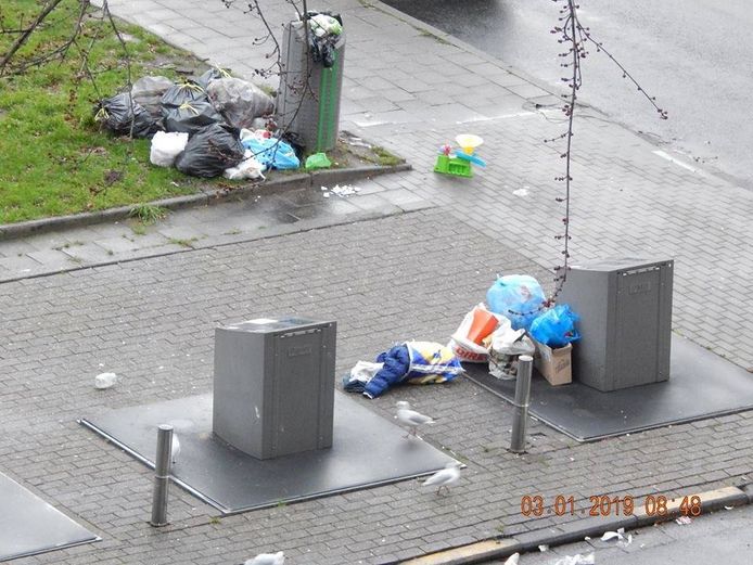Smeerboel op Linkeroever: politie rekent acht sluikstorters in ...