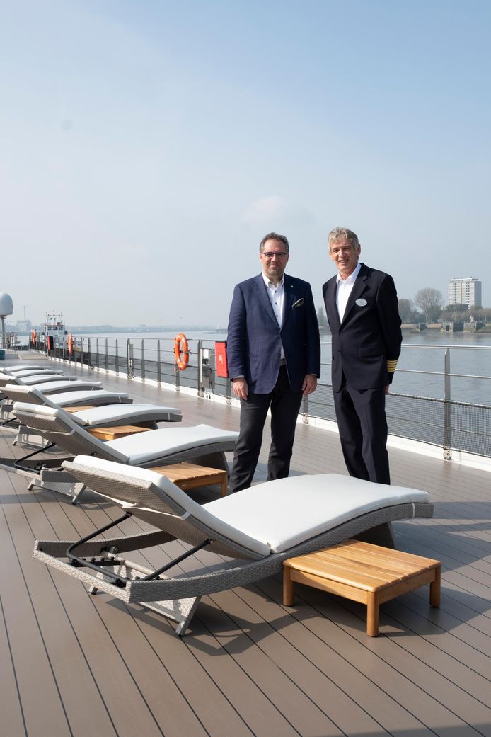 Riviercruises groeien, zeecruises dalen licht | Antwerpen | hln.be