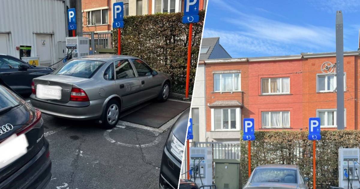 Oude wagen staat wel heel slecht geparkeerd: “Twee plaatsen en twee ...