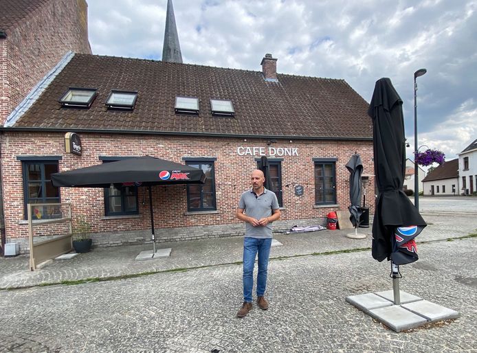 Schepen betreurt sluiting ‘laatste café van Hever’: “Snel op zoek gaan ...