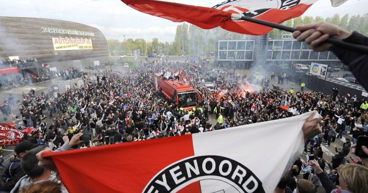 Nederlandse hooligans krijgen zwaardere straffen | Buitenlands Voetbal ...