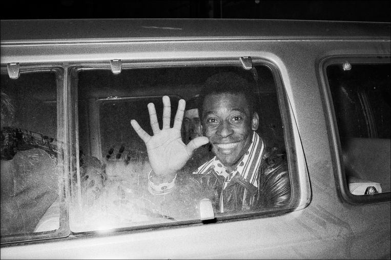 Plots stond hij daar met een gescheurde broek: over die keer dat de ...