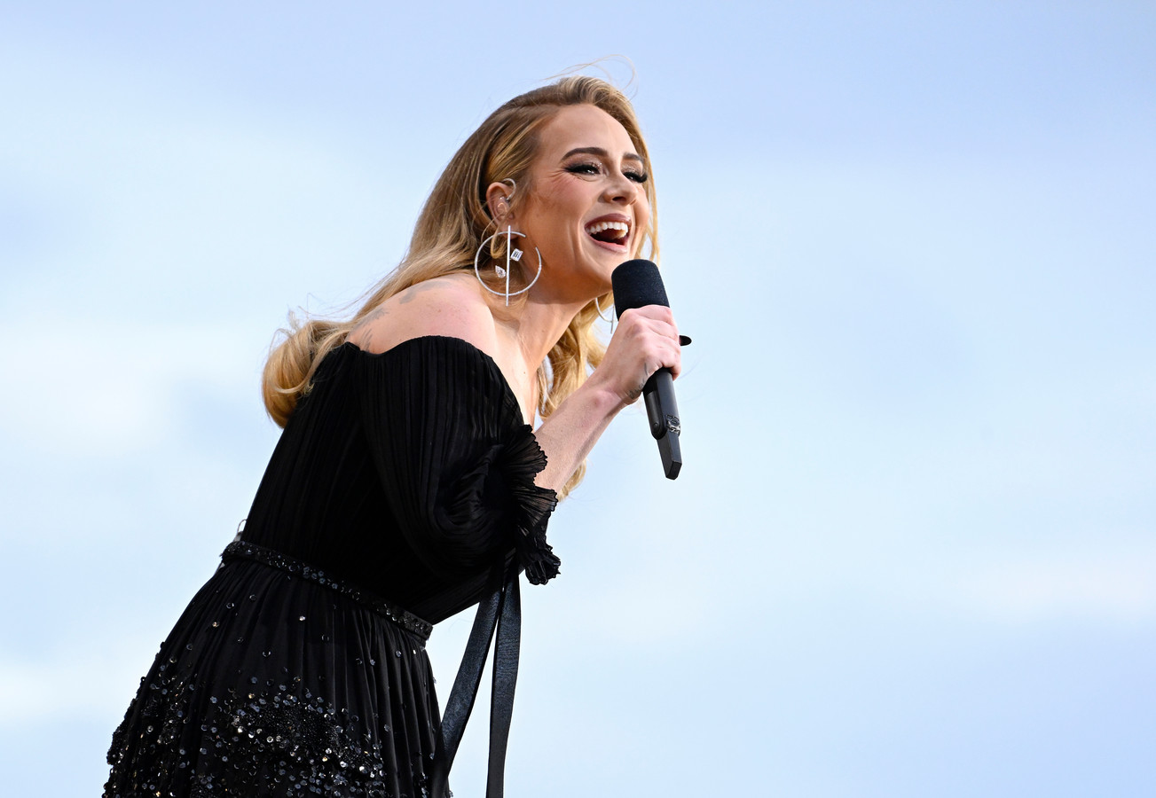 Adele begint aan reeks van tien concerten in München in speciaal ...