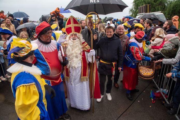 Sint-Maarten opnieuw te gast aan veerdam Schellebelle | Wichelen | hln.be