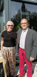 Plantengek Bart (1941-2022) lag opgebaard in een mand van takken van ...