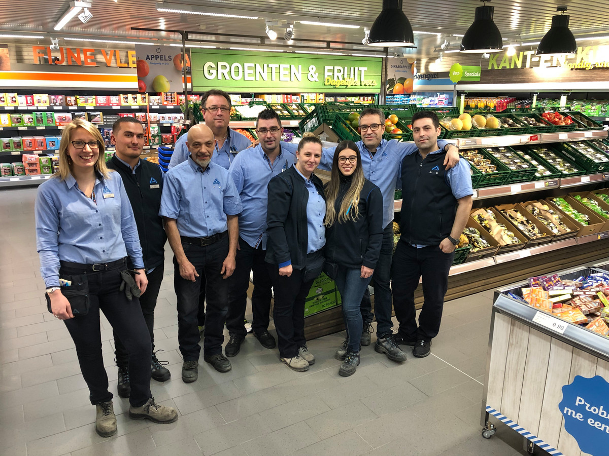 Vernieuwde ALDI opent deuren | Foto | hln.be