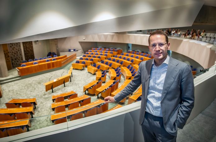 Zo vindt nieuwbakken Tweede Kamerlid Olger (44) zijn weg in Den Haag ...