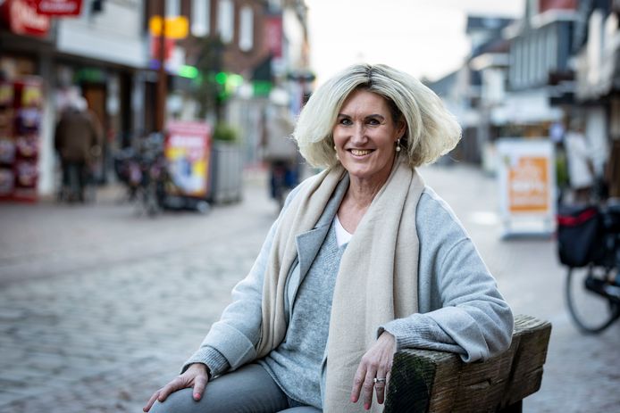 Tubbergen wil meer avondhoreca en centrummanager Claudia Timmers mag ...