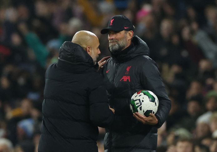 Guardiola keek weer met grote ogen naar De Bruyne, die schitterde tegen ...