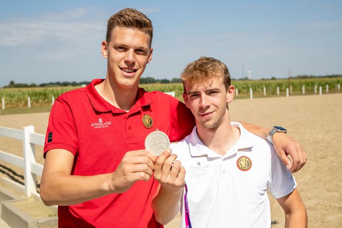 Ook ruiters manège ‘t Hoefijzer bij zilveren Belgische ploeg horseball ...