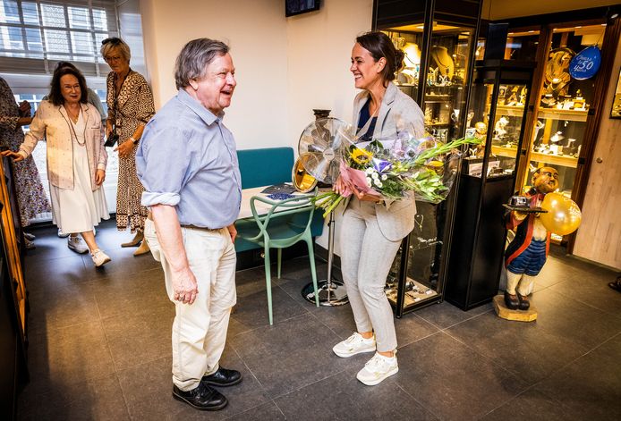 Voor deze jubilerende Dordtse juwelier komen ze zelfs uit Venlo ...