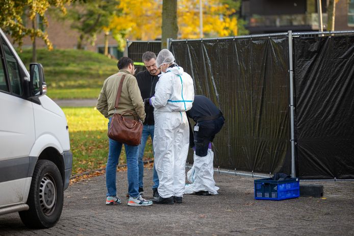 Dode man gevonden in plas bloed in Roosendaal, omgeving zeer ruim ...