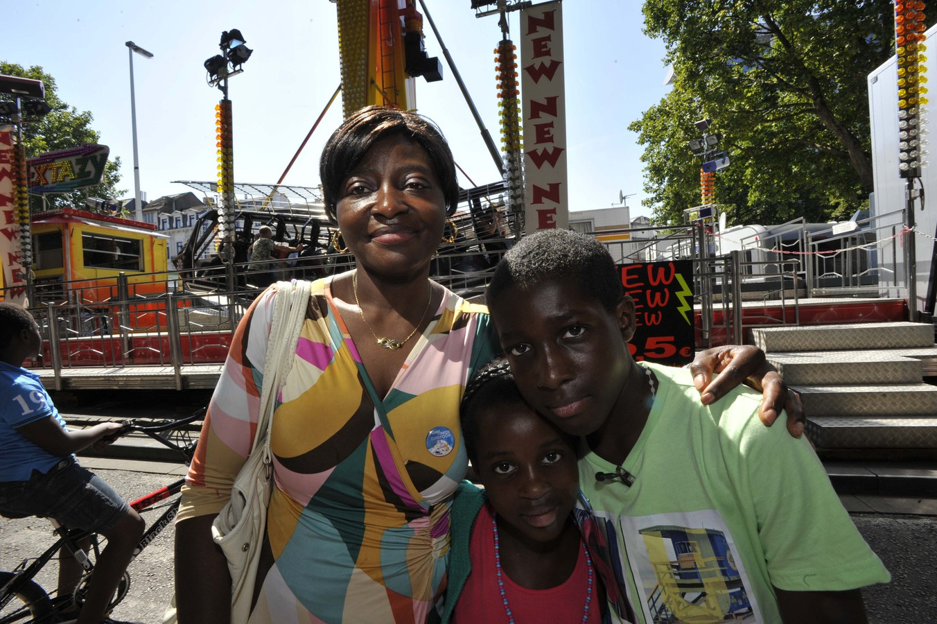 Enkel blije gezichten op foor | Foto | hln.be