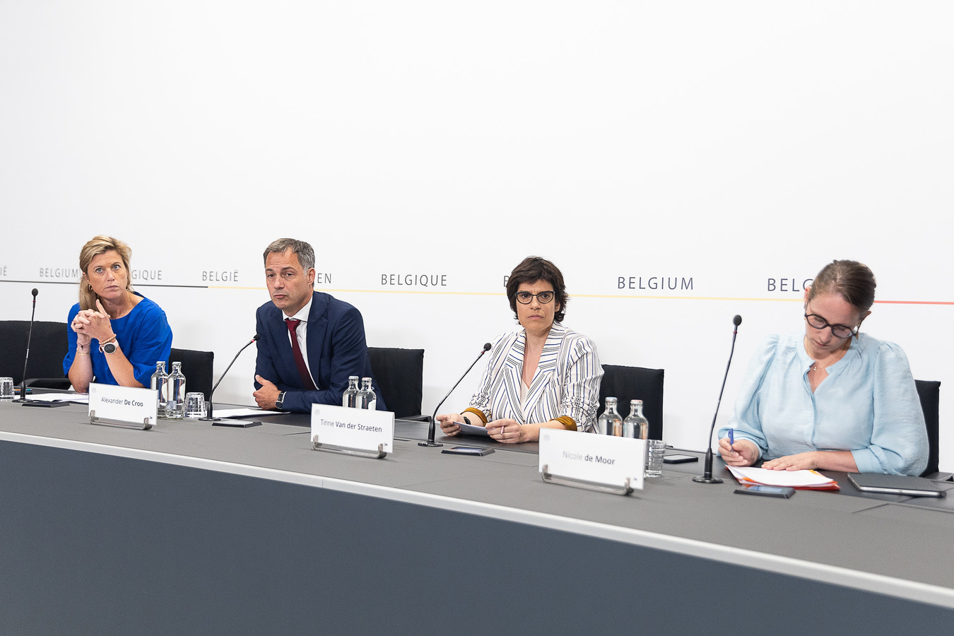 Uitbreiding van flexijobs, een bankentaks en meer geld voor asielopvang ...