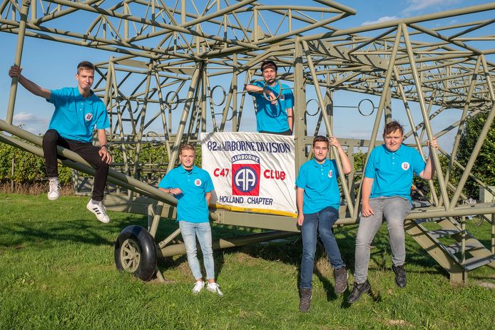 Jongerenafdeling Airborne Vrienden: ‘Onze generatie moet verhaal van de ...