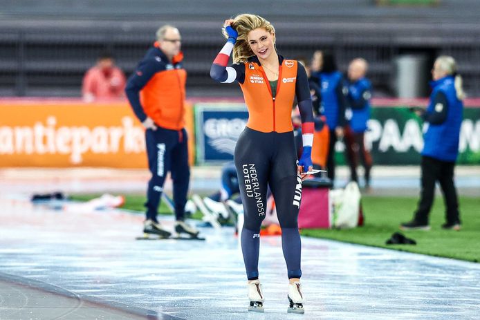 Jutta Leerdam staat er na twee afstanden ondanks ongelukje uitstekend ...