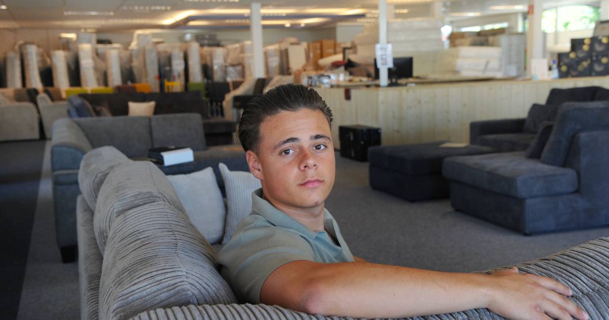 Een winkel sluiten, een andere openen, Dylan (20) uit Vlissingen deed ...