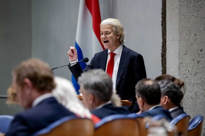 Botsing tussen Omtzigt en Wilders in debat legt broze basis kabinet bloot | Politiek | pzc.nl