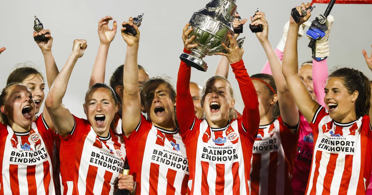 Vrouwen PSV pakken met bekerwinst eerste prijs in de geschiedenis ...