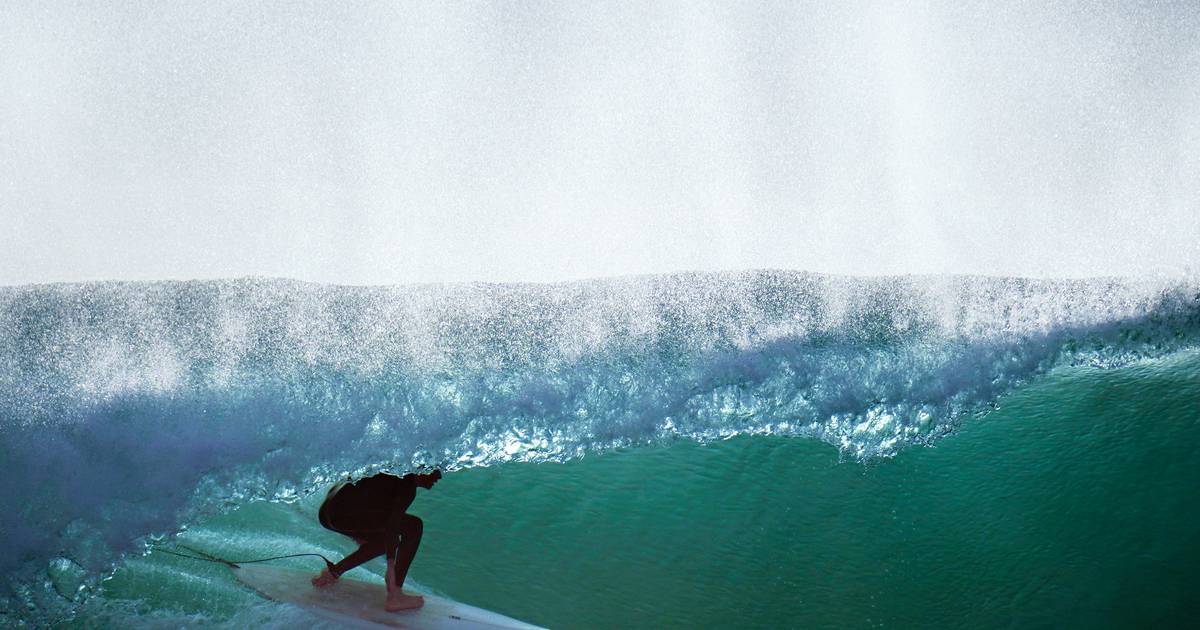 “Un véritable héros”: un légendaire surfeur brésilien se tue sur le ...
