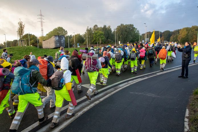 Actievoerders Code Rood droegen afgelopen weekend gestolen kledij van ...