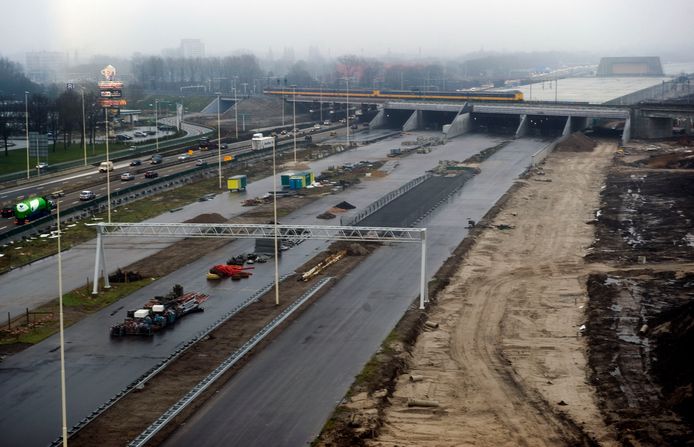 Riek (78) ontwierp grootste Vinex-wijk van Nederland en rijdt nog ...