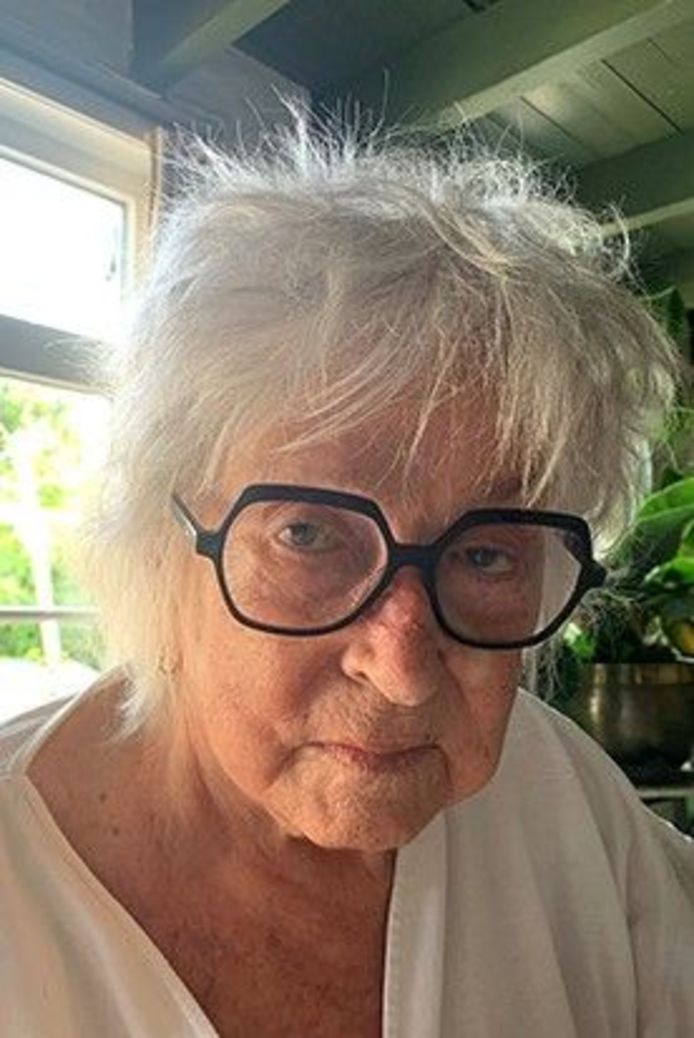 Francine Van Mieghem, muze van beeldhouwer George Grard, overleden ...