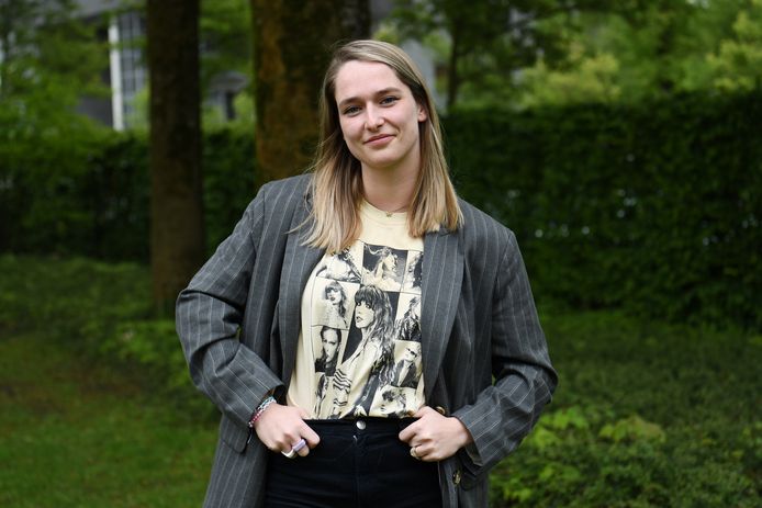 Nola (22) is superfan van Taylor Swift: ‘Je kan gewoon niet meer om ...