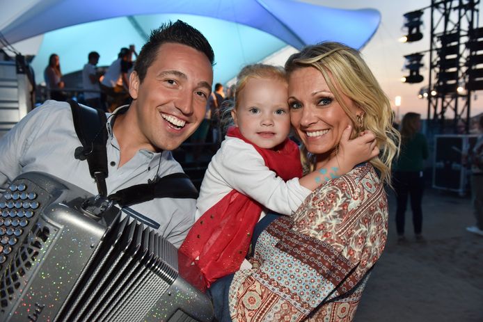 Matthias Lens herademt na zware periode: “Laura en ik hebben nog veel ...