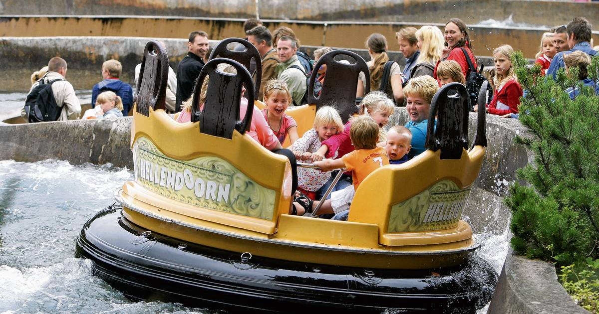 Eindelijk in de achtbaan; Avonturenpark Hellendoorn als eerste pretpark ...