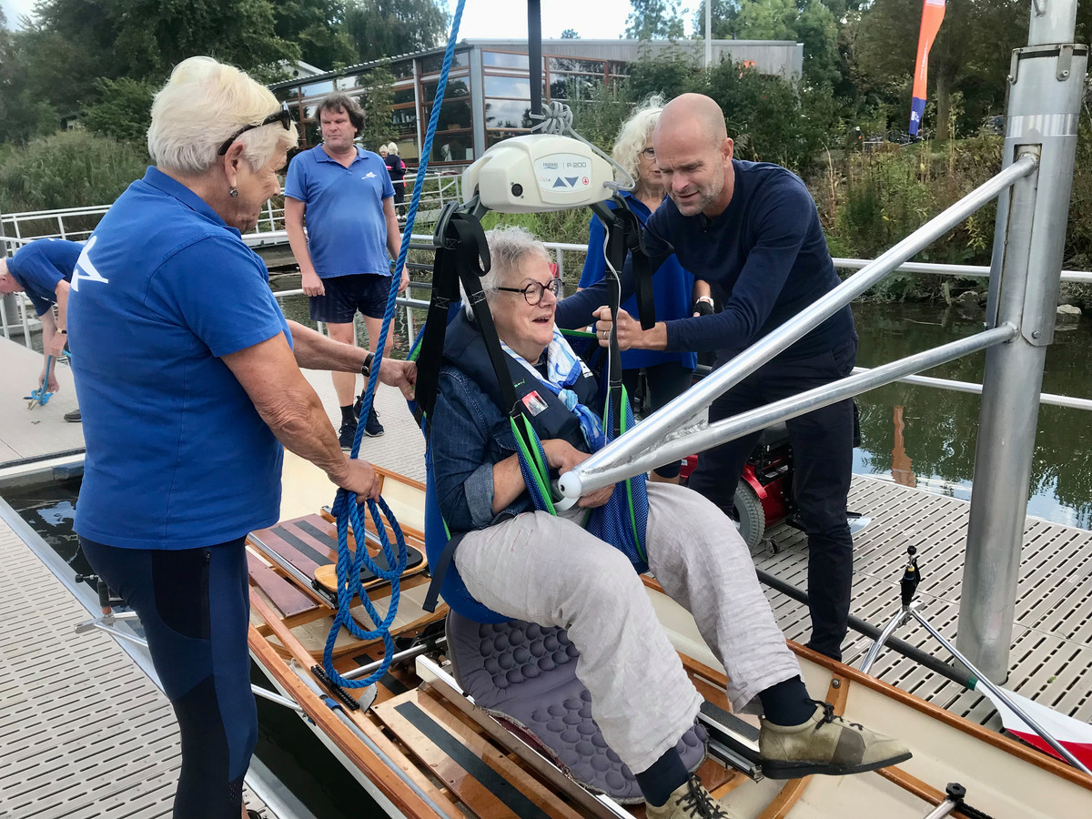Wennemars op bezoek bij Stardo om te ervaren wat aangepast roeien is ...