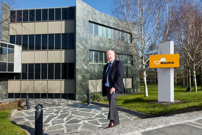 Overleden Kees Mourik (85) van bouwbedrijf uit Groot-Ammers laat ...