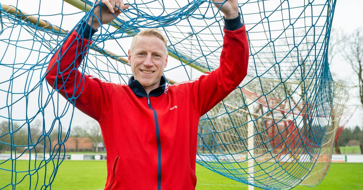 Tegenstanders noemen DEO-aanvaller Mark Tackenkamp wel eens ‘ouwe bok ...