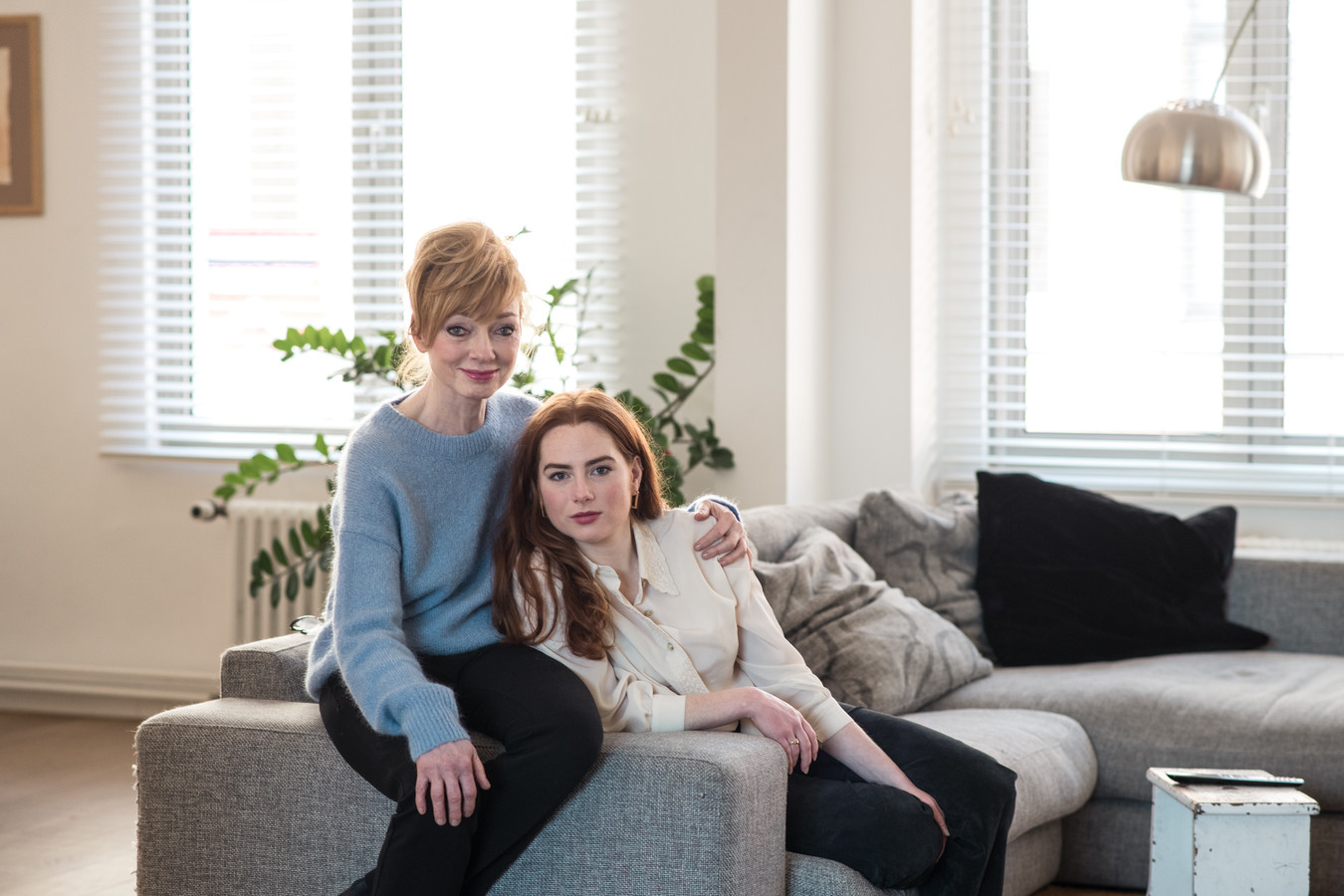 Britt Das, dochter van ‘Thuis’-actrice Marleen Merckx, debuteert in ...