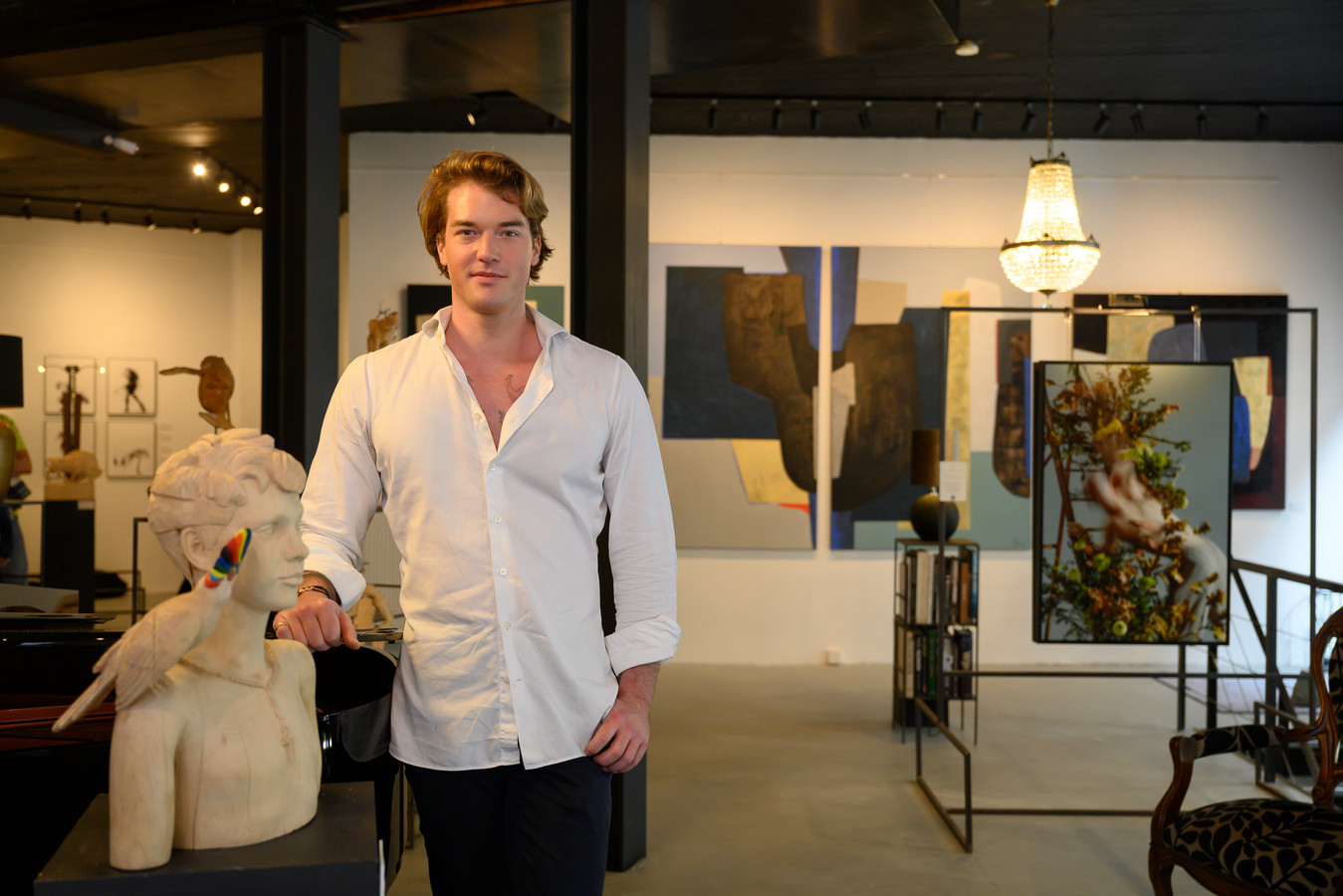 Nieuwe galerij opent met expo rond Pride: “Opbrengst gaat naar Roze ...