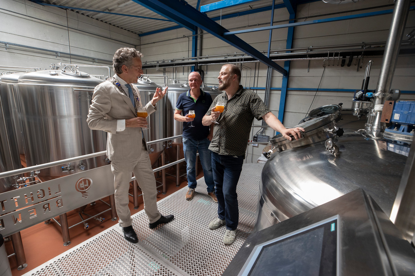 ‘Eindhoven de bierste!’ Drie brouwerijen tappen vanaf nu onder één dak ...