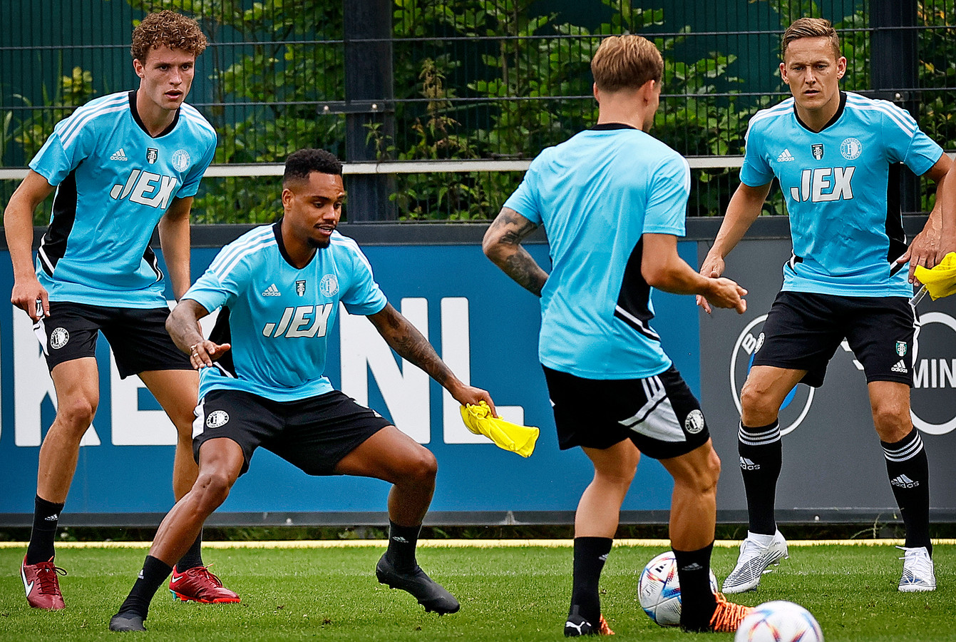 Nick (31) was marinier, nu is hij baas van ‘exploderend’ bedrijf: ‘Over ...