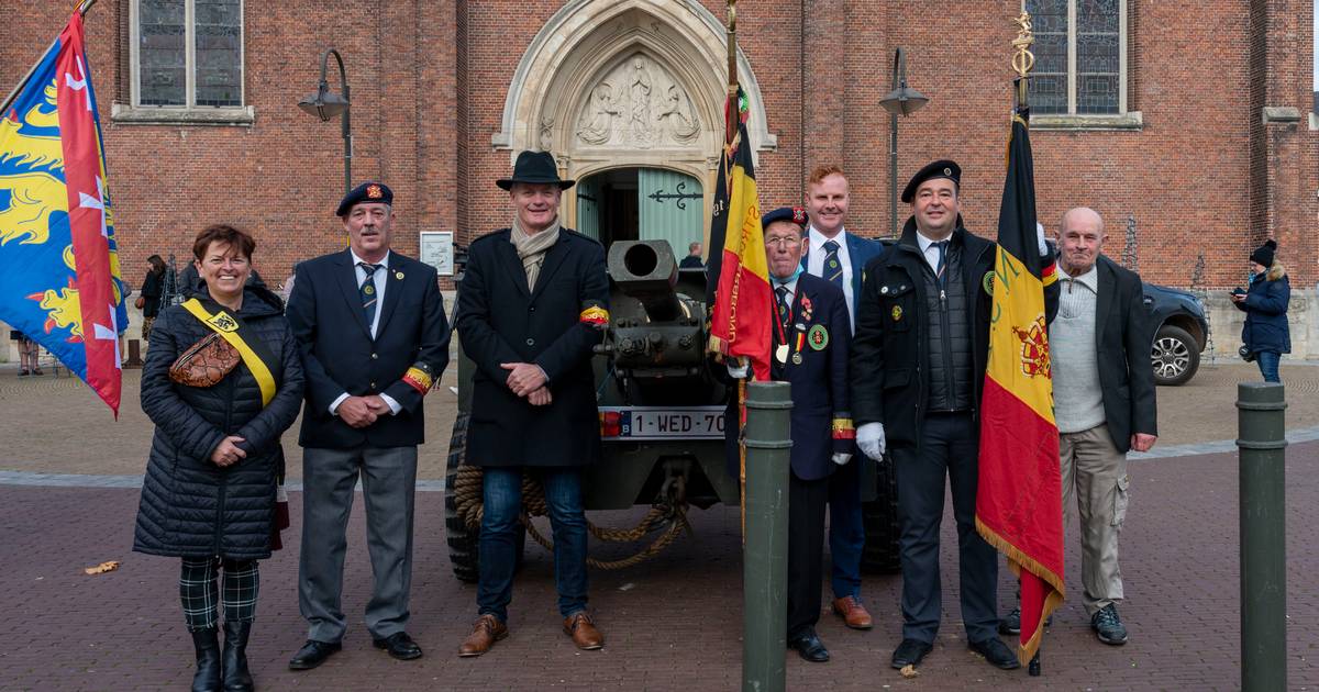 Nationale strijdersbond laat kanonnen knallen ter herdenking van 11 november | Berlare | hln.be