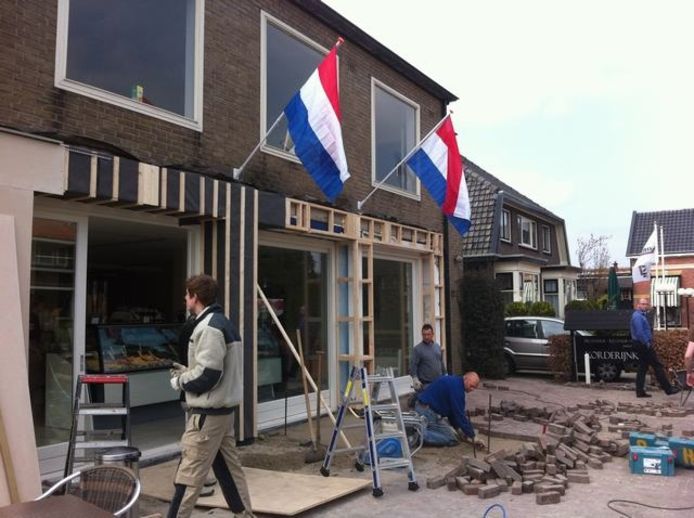 IJssalon opent na burenruzie | Deventer | destentor.nl