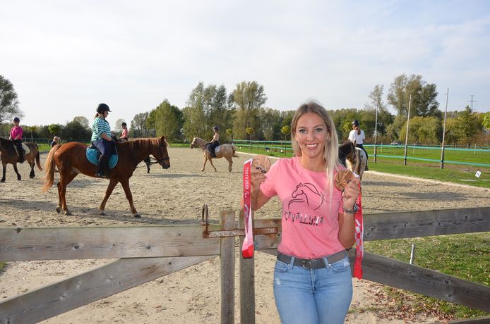 Maldegemse Paralympiër Manon Claeys pakt tweede brons op EK G-dressuur ...