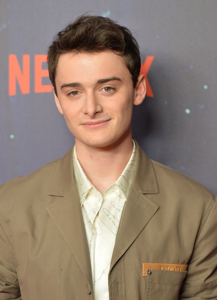 Noah Schnapp fait son coming out avec un touchant clin d’œil à ...