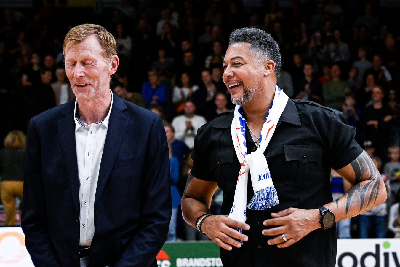 Gehavend Kangoeroes geeft Antwerp Giants een pak slaag (99-77). Bill ...