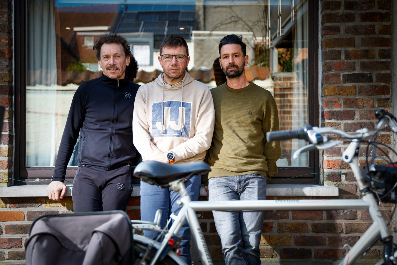 “Hij was alleen met zichzelf bezig”: drie vrienden over het moment ...