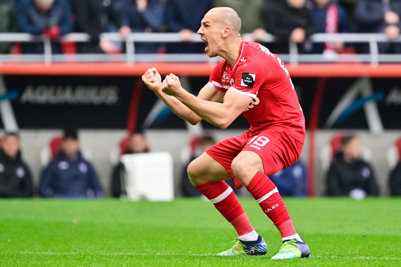 Michael Frey héros d’un derby renversant, l’Antwerp domine le Beerschot ...