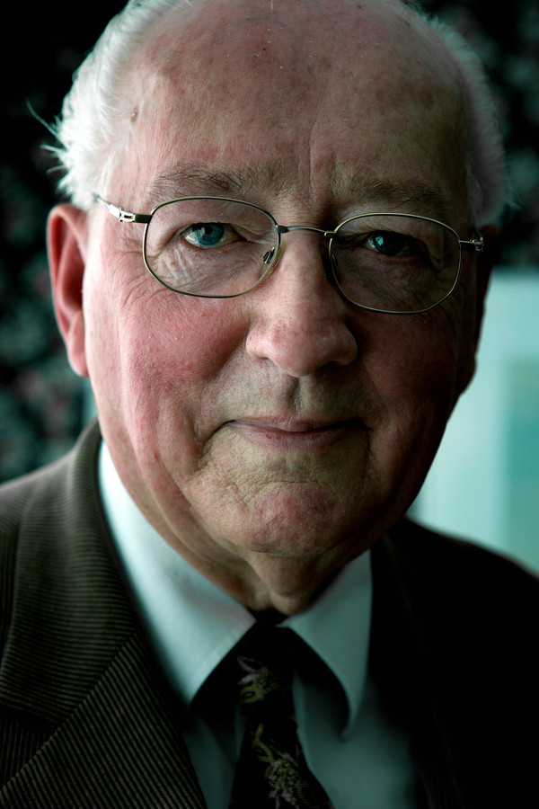 Johan (1930-2023) was tot het einde altijd bezig met fotografie en met ...