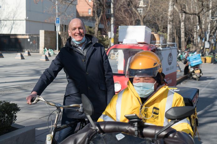 Wim Geerts uit Made was net ambassadeur in China toen corona uitbrak ...