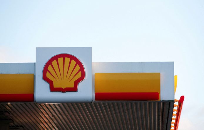 Shell boekt nettowinst van 17,6 miljard euro door stijgende ...