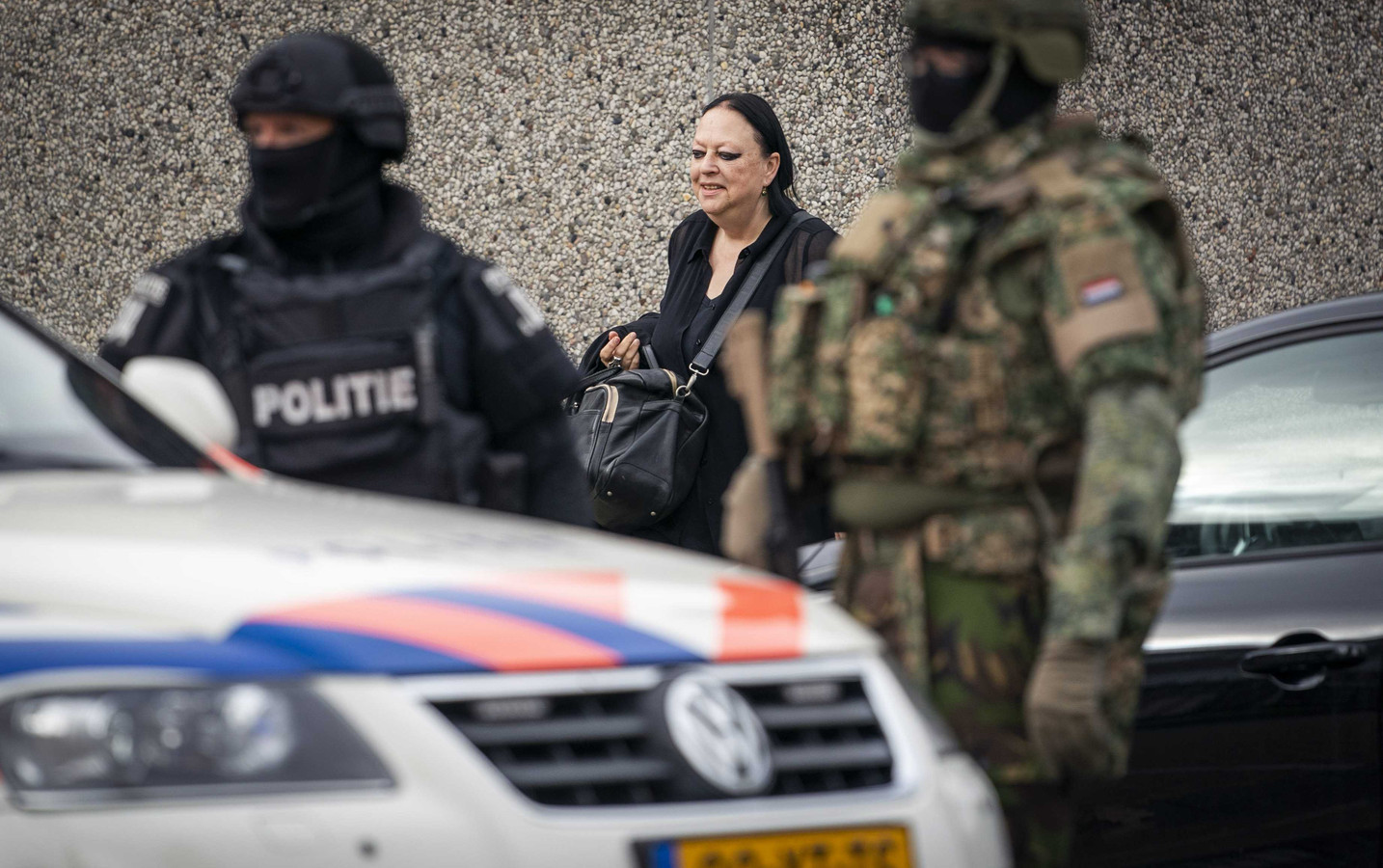 Advocaten Taghi vragen om vrijspraak op eerste dag van pleidooi | Foto ...