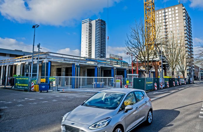 Wooncomplex in Rotterdam knalt uit de grond, straks met verdieping per week: ‘Nu gaat het snel ...