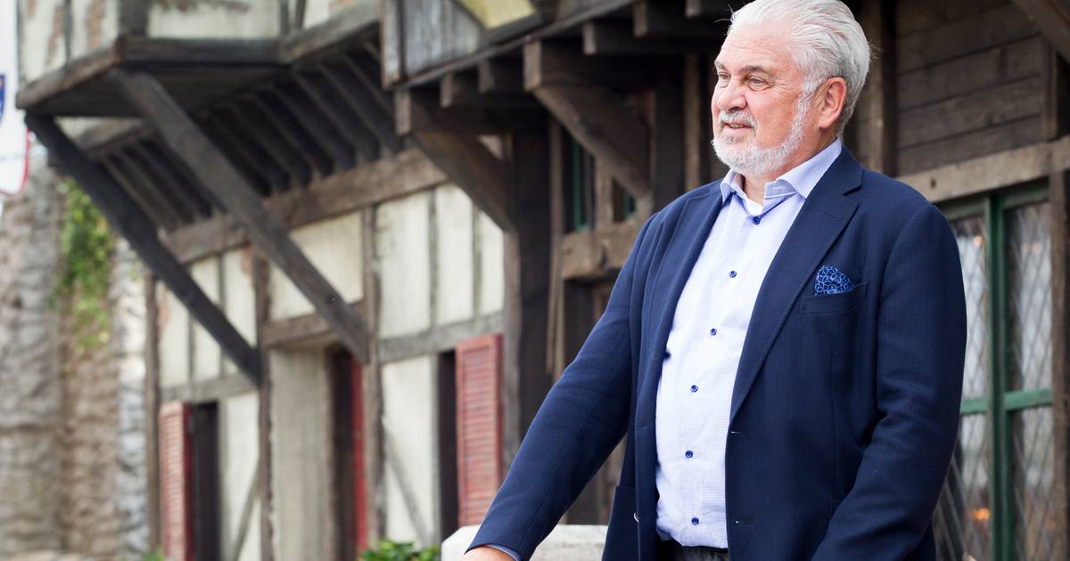 Fernand Huts geeft aftrap van wekenlang verjaardagsfeest in nagebouwde ...